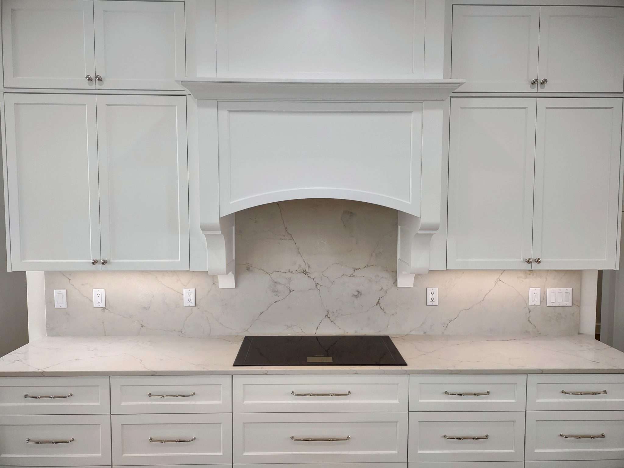 MetroQuartz Stone Countertop for Long-Lasting Performance